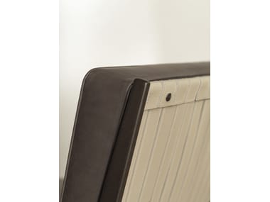 PAULA Armchair By Molteni & C. | design Vincent Van Duysen