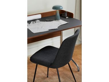 PAVILION AV17 Writing desk By &Tradition | design Anderssen & Voll