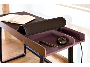 PEGASUS HOME DESK Writing desk By ClassiCon