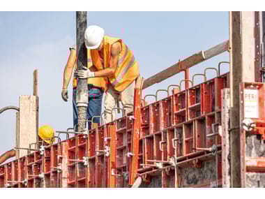 HANDSET ALPHA Formwork and formwork system for concrete By PERI