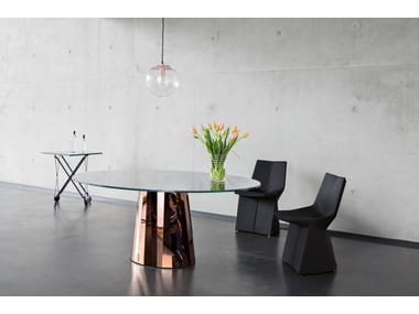 PLI | Table By ClassiCon design Victoria Wilmotte
