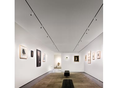 PLUS 48V SHORT Track-Light By Arkoslight | design Rubén Saldaña