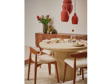 PIASTRO Table By POMAX