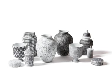 POST SCRIPTUM Porcelain vase By Cassina | design Formafantasma