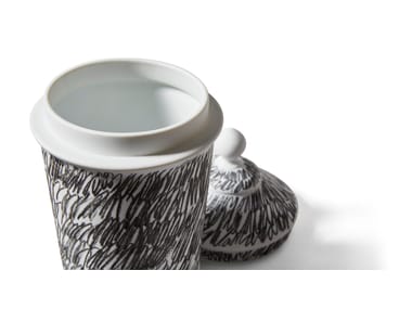 POST SCRIPTUM Vaso in porcellana By Cassina | design Formafantasma