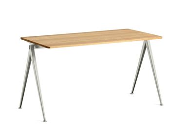 PYRAMID TABLE 01 Table By Hay