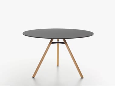 MART Round table with HPL top By Plank | design Plank Lab