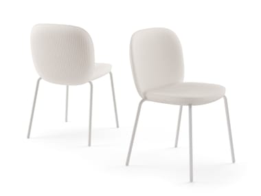 FADE STACK Sedia impilabile in polietilene By Plust | design Marco Gregori