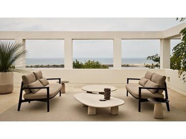 STRATA Round garden side table By Poliform