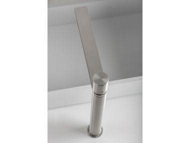 Q316 34001101A02 / 3400MA01A00 Countertop kitchen mixer tap with swivel ...