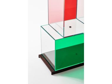 QUANTUM Modular crystal bookcase By Glas Italia | design Piero Lissoni