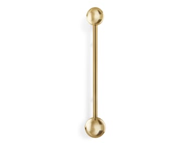 QUANTUM TW5005 Brass pull handle By PullCast