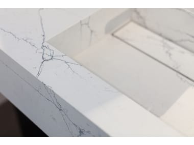 PLANET - NEPTUNE Rivestimento in agglomerato di quarzo By QUARTZFORMS