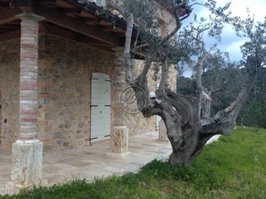 Quarry column Quarry column By GH LAZZERINI