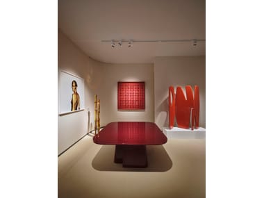 OOMA Table By REDA AMALOU DESIGN | design Reda Amalou