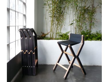 3RD RIS Stool By DVELAS