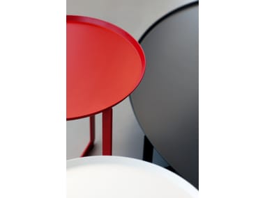 ROUND coffee table By MEMEDESIGN