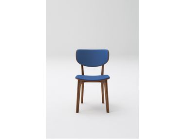 ROUNDISH Walnut chair with padded seat By Maruni | design Naoto Fukasawa