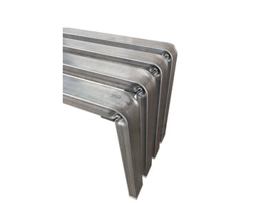 RUNWAY | Galvanized steel bench By Situér