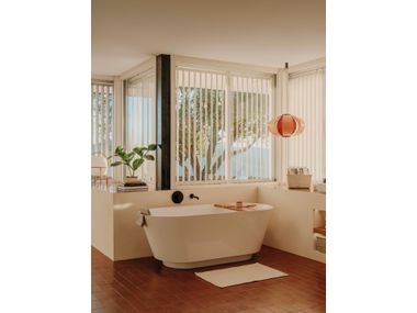 TURA 248671..0 Bathtub By Roca
