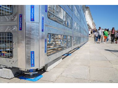 SECUR-BLIND Tubular structure and scaffolding By Pilosio