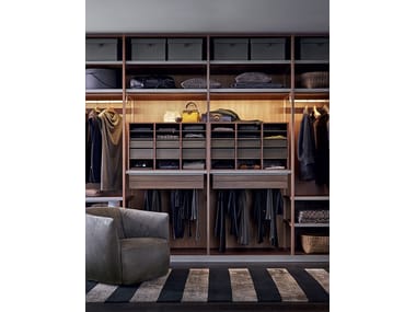 SENZAFINE Walk-in wardrobe By Poliform