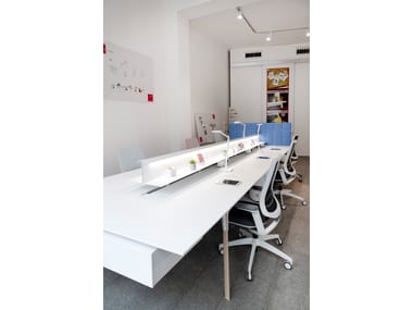 SEVENTY SEVEN Office desk with sound absorbing screens By CUF Milano