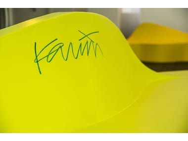 RIVER MUST FLOW Sofa By SIXINCH