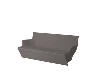 KAMI YON Garden sofa By SLIDE | design Marc Sadler