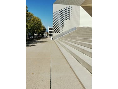 SLOT GRATING Drainage channel and part By ULMA Architectural Solutions