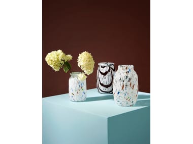 SPLASH WHITE DOT Vase By Hay