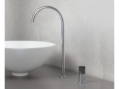 SPRINT COLOR Deck-mounted remote control tap By GUGLIELMI RUBINETTERIE