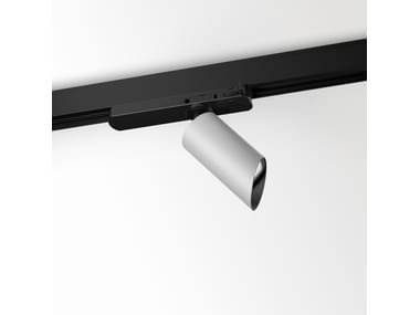 SPY 52 WALLWASH ADM track-Light By Delta Light