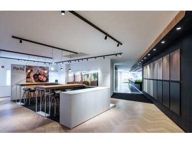 SPY 66 ADM track-Light By Delta Light