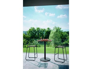 STEM 013 Round teak high table By RODA | design Rodolfo Dordoni