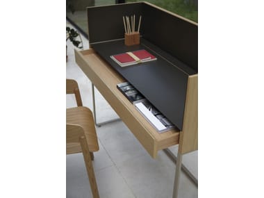 STOCKHOLM Sekretär aus Holz mit Schubladen By Punt | design Mario Ruiz