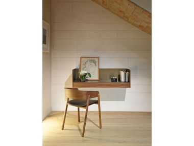 STOCKHOLM | Wall mounted secretary desk By Punt design Mario Ruiz