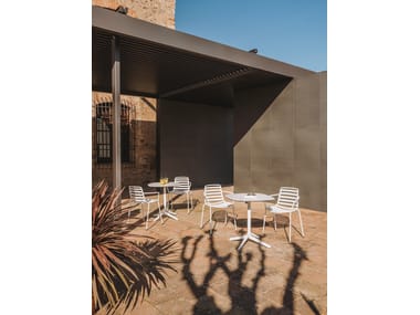 STREET | Chair with armrests By ENEA design Estudi Manel Molina