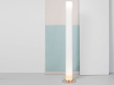 STYLOS Floor lamp By Flos | design Achille Castiglioni