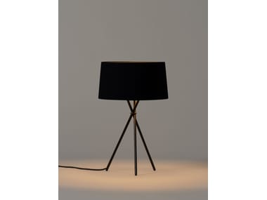 TRÍPODE G6/TRÍPODE M3 Table lamp By Santa & Cole