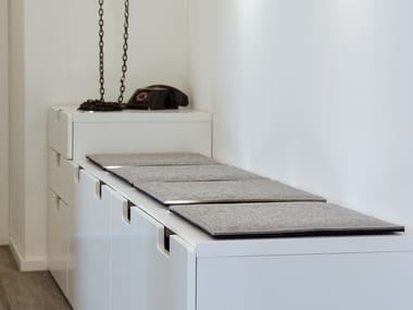 Square cushion By HEY-SIGN