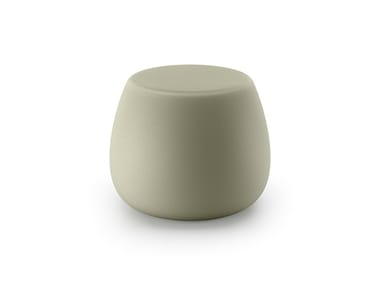 BOOM Low polyethylene stool By Plust | design Marco Gregori