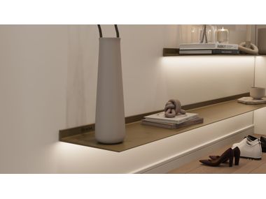 WALL SHELF WITH LIGHT UNDER Aluminium wall shelf with integrated ...