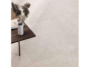 KALKAREA Porcelain stoneware wall/floor tiles By Supergres