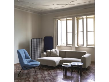 TABLET | Round coffee table By arflex design Claesson Koivisto Rune