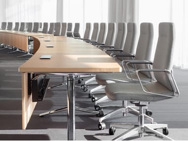 TALK Wooden meeting table By RENZ | design Jehs+Laub