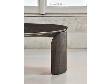 TAULA Round marble coffee table By Salvatori | design Patricia Urquiola