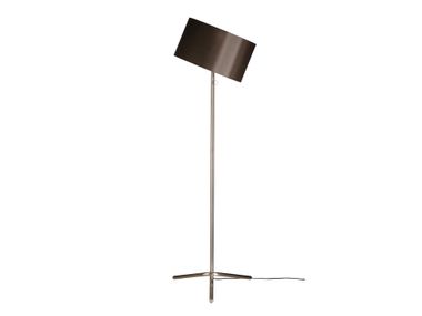 BATON Floor lamp By TECNOLUMEN®