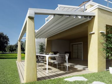 TENDAL Sloped roof with retractable fabric By DIRELLO