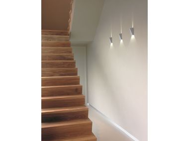 TOPIX wall light By Delta Light